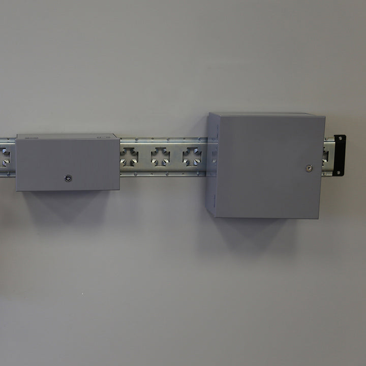 Medium Locking Track Cabinet – CargoSmart LLC